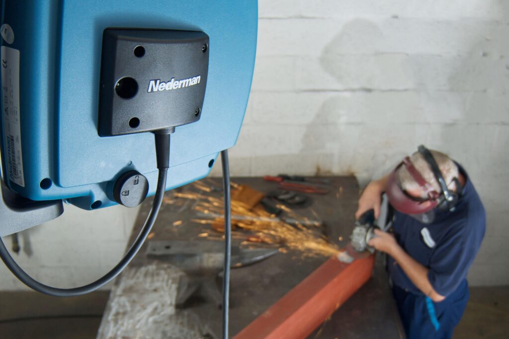 NEDERMAN Kabelaufroller C20 - Mobile Industriesauger